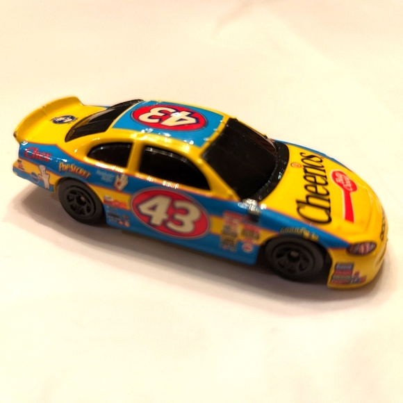 Mattel | Toys | John Andretti 43 Cheerios Nascar Hot Wheels Die Cast ...